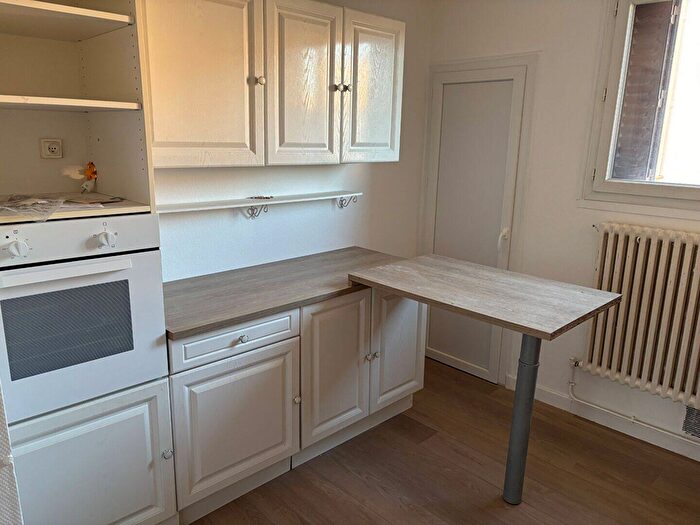 Centre-Saint Germain-Vareilles, Ambérieu-en-Bugey - Appartement 3 pièces à louer