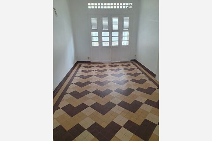 Appartement à vendre - Pointe-à-Pitre - 3 pièces - 2 chambres