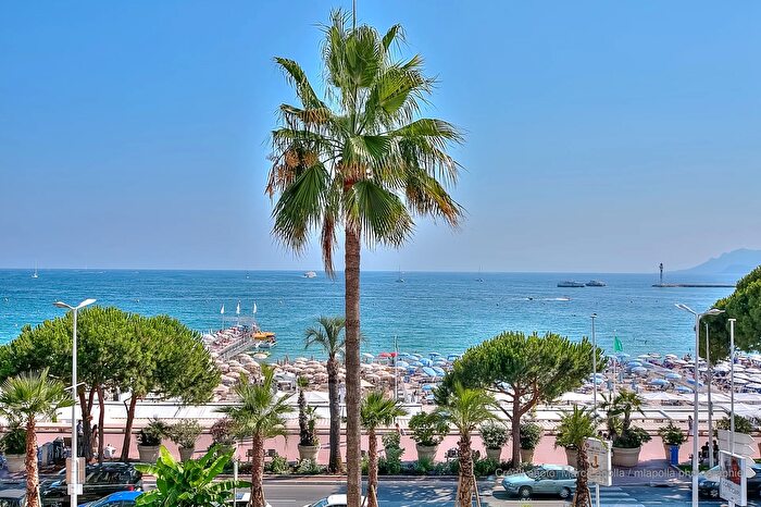 Appartement 4 pièces à vendre - Cannes, Centre-ville