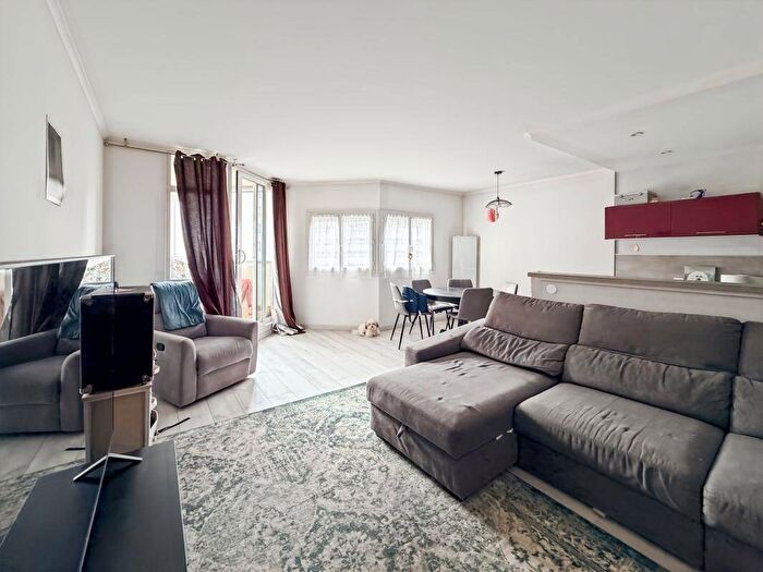 Appartement à louer - Centre Ville-Basilique, Argenteuil - 4 pièces - 3 chambres