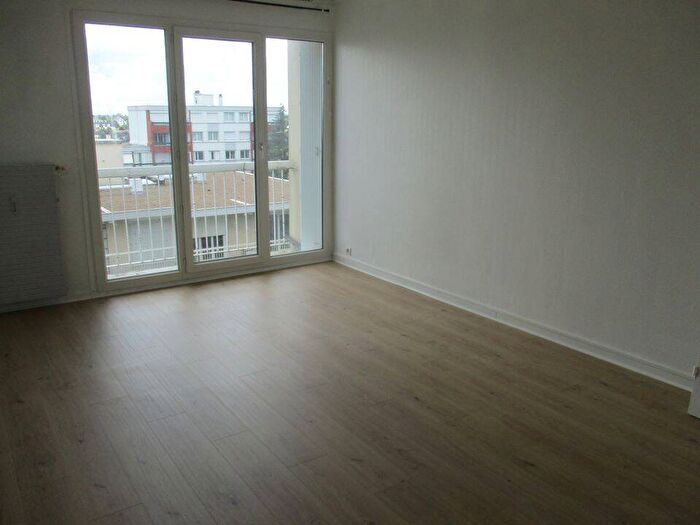 Appartement 3 pièces à louer - Escures, Fleury-les-Aubrais