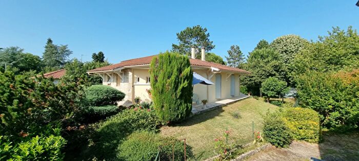 Maison à vendre - Bergerac, La Madeleine, Naillac, Cavaille, Aéroport - 6 pièces - 5 chambres