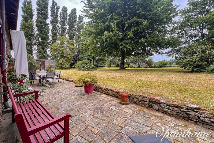 Maison à vendre - Orvault, Bourg, Secteur rural - 8 pièces - 4 chambres