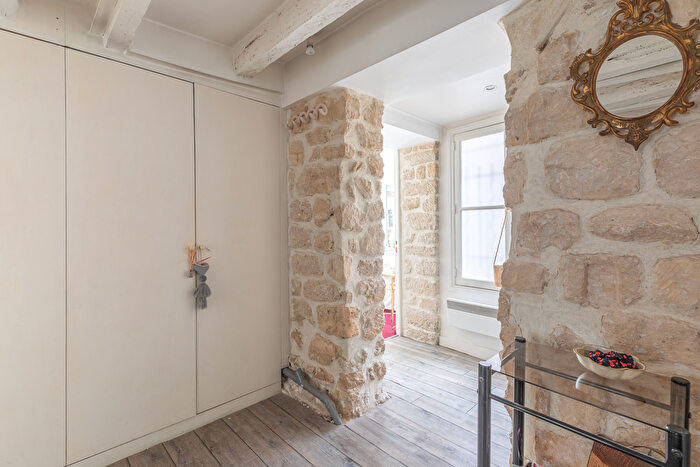 Appartement 2 pièces à Paris 3ème, Sainte-Avoye, à vendre