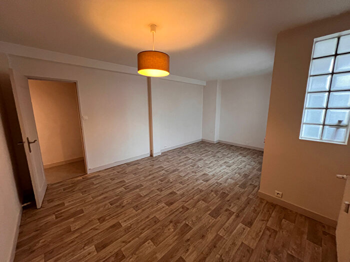 Bourges, Centre-ville, Charlet, Lahitolle, Pignoux, Sembat - Appartement 4 pièces à vendre