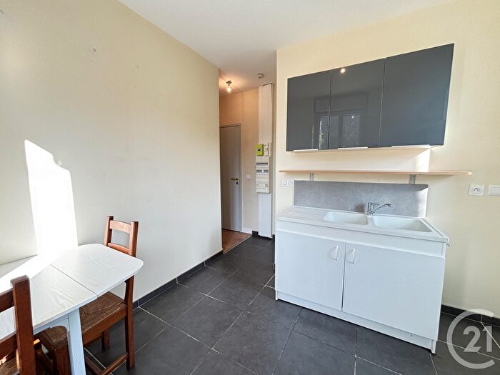 Appartement à louer - Aix-les-Bains, Ouest - 1 pièce - 1 chambre
