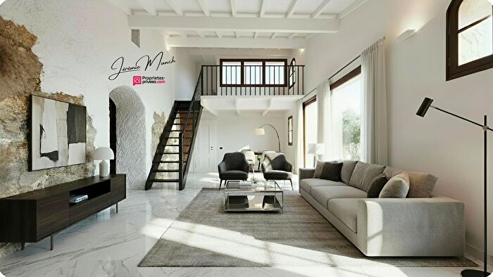 Maison à vendre - Ollioules, Centre-ville - 5 pièces - 2 chambres