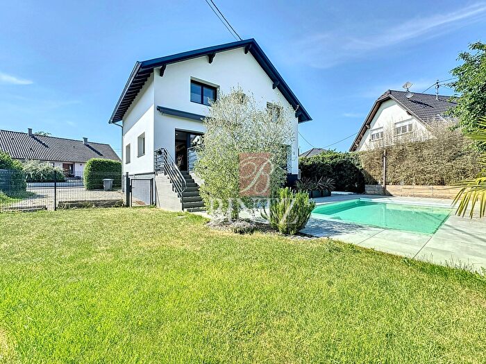 Lipsheim : Maison 8 pièces à louer