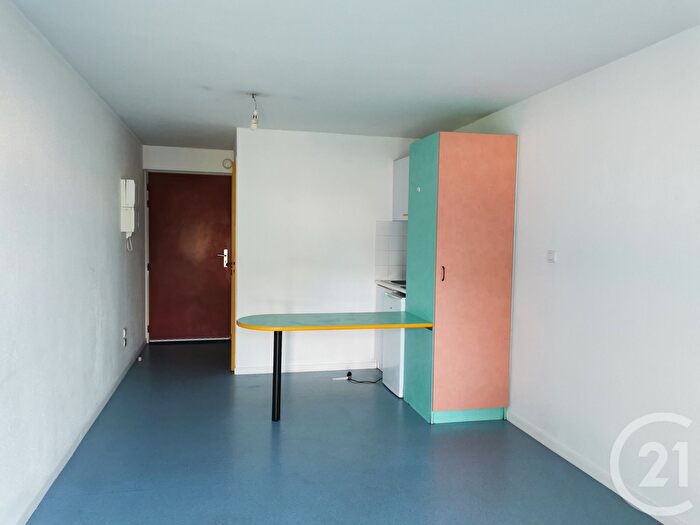 Appartement 1 pièce à louer à Besançon, Montrapon, Fontaine Ecu, Montboucons, Montjoux