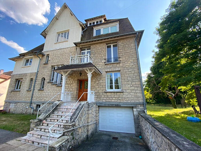 Senlis, Brichebay : Appartement 5 pièces à louer