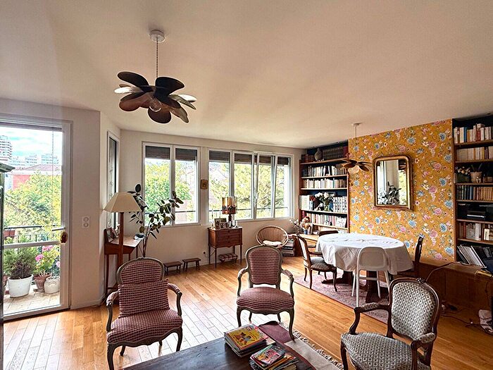 Agent Sarre-Centre-Les Vallées-La Garenne, Colombes - Appartement 4 pièces à louer