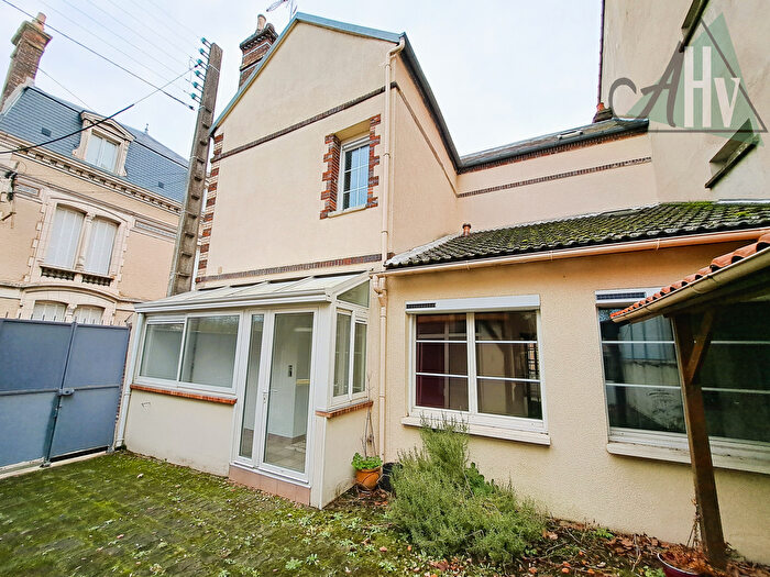 Maison à vendre - Sens - 9 pièces - 4 chambres