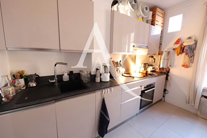 Appartement à louer - Chatou, Sud - 3 pièces - 2 chambres