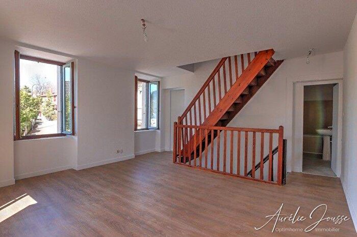 Saint-Priest-Taurion : Appartement 3 pièces à louer