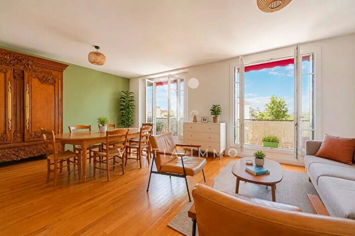 Asnières-sur-Seine, Bécon, Bourguignons : Appartement 5 pièces à vendre