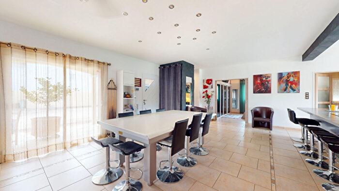 Maison à vendre - Sardieu - 7 pièces - 4 chambres