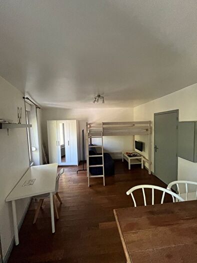 Appartement à louer - Reims, Barbâtre - 1 pièce