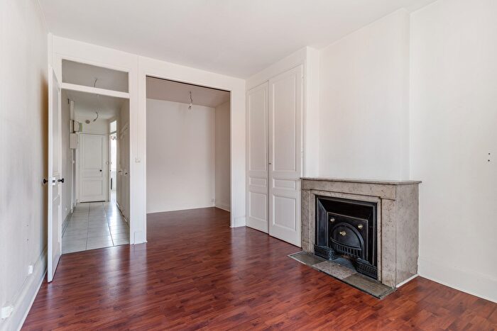 Maisons à vendre et appartements à louer - 1