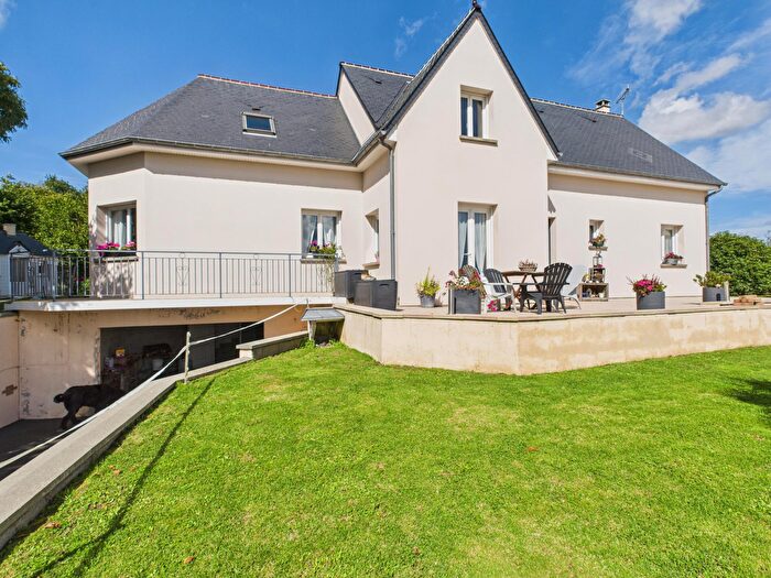 Maison à vendre - Saint-Malo-de-la-Lande - 8 pièces - 4 chambres