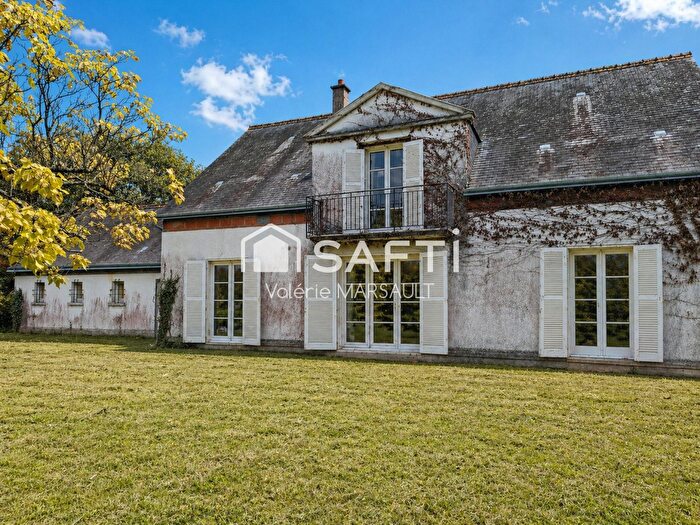 Maison 10 pièces à Luynes, à vendre