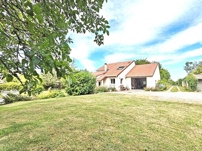 Maison 4 pièces à Caurel, à vendre