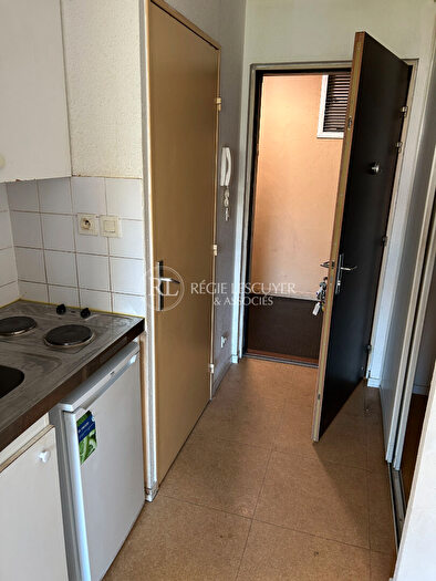 Lyon 7ème, Gerland - Appartement 1 pièce à louer