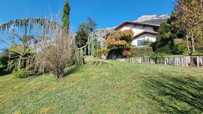 Maison à vendre - Saint-Ismier - 7 pièces - 4 chambres