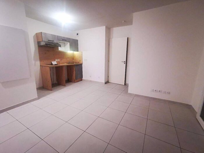 Trois Quartiers-Siblas, Toulon - Appartement 2 pièces à louer