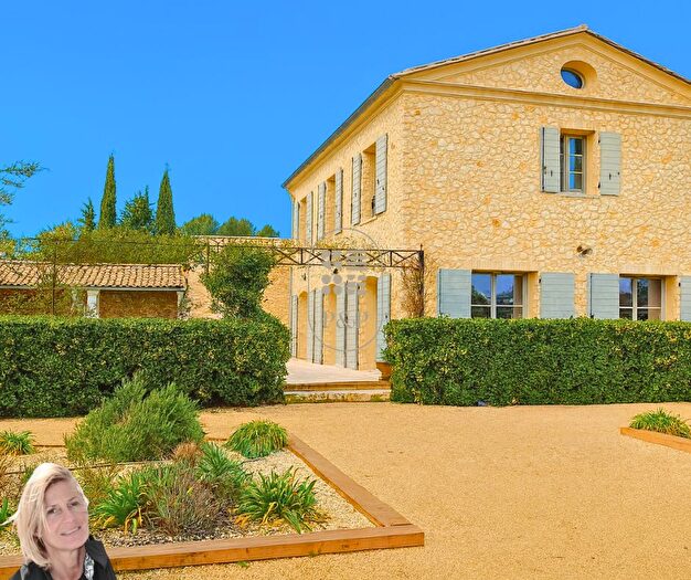 Maison à vendre - Uzès - 5 pièces - 4 chambres