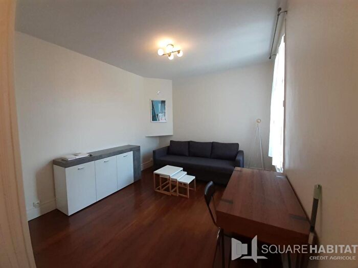 Appartement à louer - Vichy, Coeur de Ville - 1 pièce