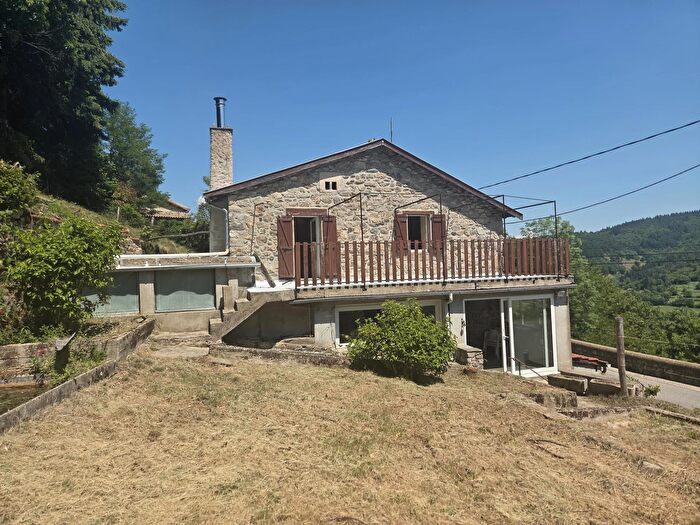 Le Cheylard - Maison 6 pièces à vendre