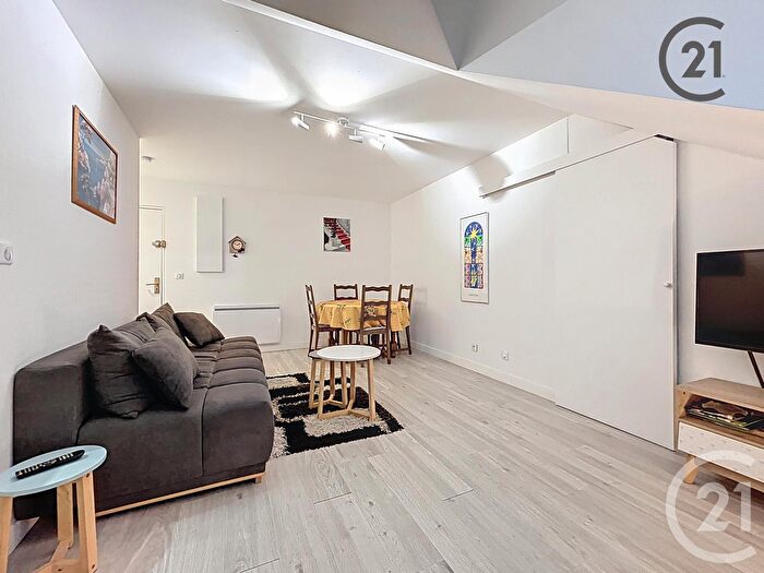 Appartement à vendre - Brie-Comte-Robert, Centre-ville - 2 pièces - 1 chambre