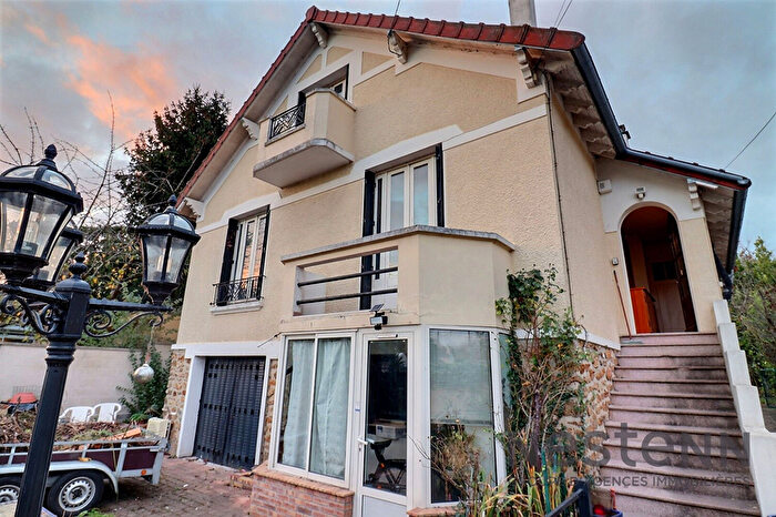 Maison à vendre - Neuilly-sur-Marne, Avenir - 5 pièces - 3 chambres