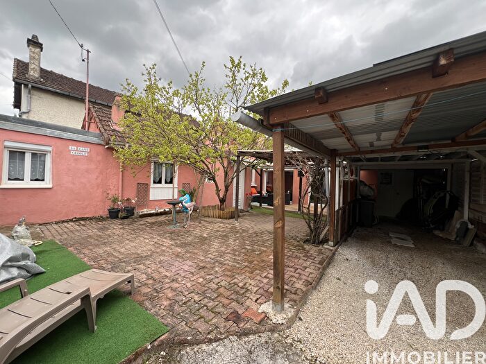 Maison à vendre - La Chapelle-Saint-Luc, Chantereigne, Montvilliers - 3 pièces - 2 chambres