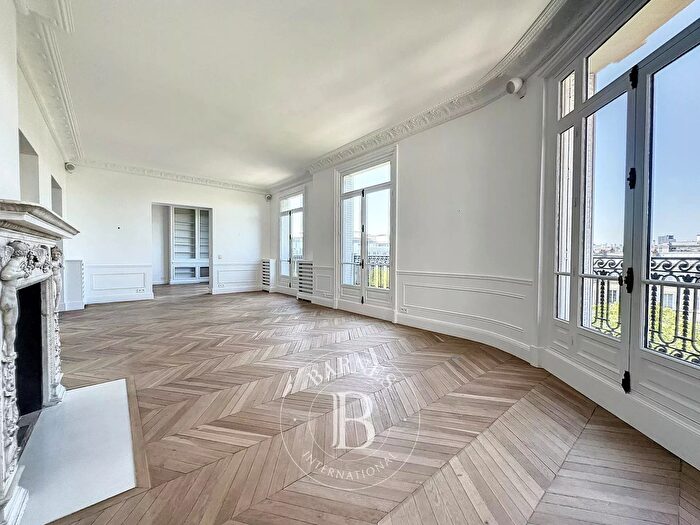 Appartement 7 pièces à louer - Paris 7ème, Breteuil