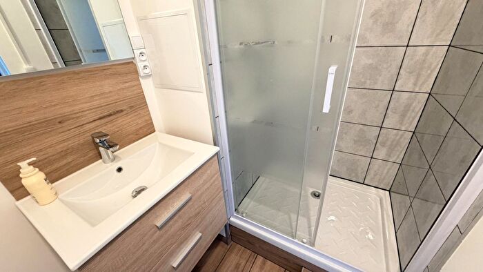 Le Creusot, Nord Est : Appartement 2 pièces à louer