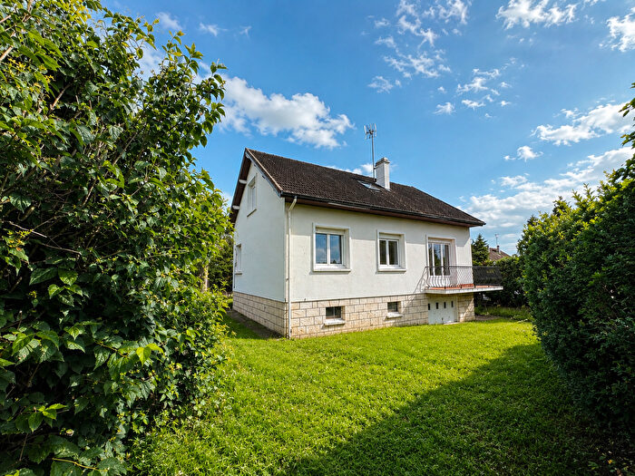 Chamant : Maison 6 pièces à vendre