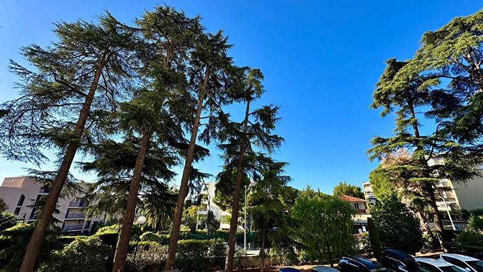 Appartement 4 pièces à vendre - Nice, Caucade