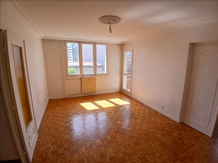 Saint-Étienne, Saint-Roch, Vivaraize, Valbenoite, Centre Deux : Appartement 3 pièces à louer