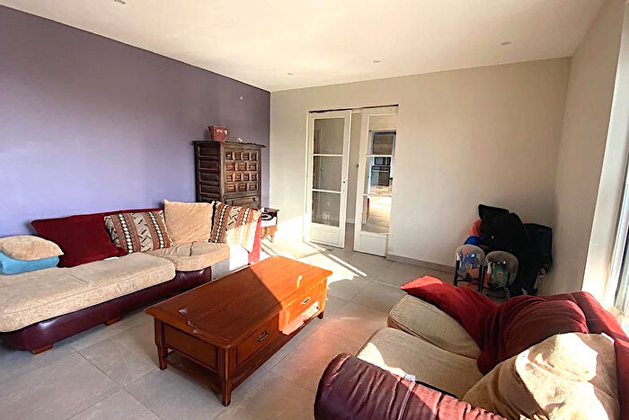 Maison à vendre - Lorris - 6 pièces - 4 chambres