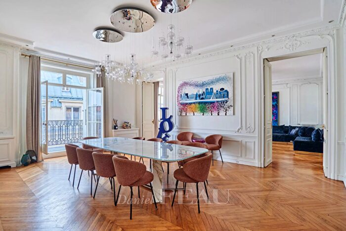 Appartement à vendre - Paris e , Chaillot - 5 pièces - 3 chambres