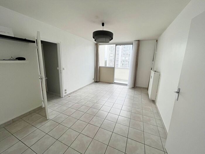 La Madeleine : Appartement 2 pièces à louer