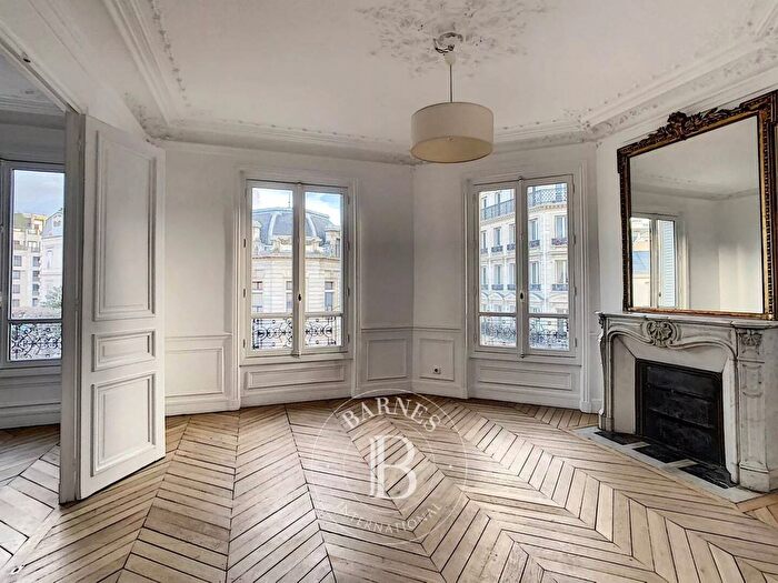 Hôtel de Ville-Planchette, Levallois-Perret - Appartement 4 pièces à louer