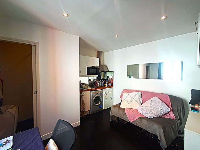 Appartement 1 pièce à Paris 14ème, Pernety, à vendre