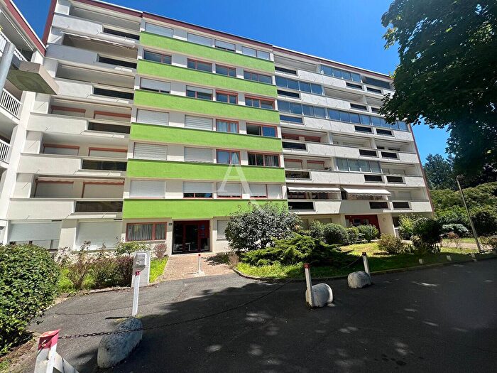 Appartement à louer - Argonne Sud-Jean Zay, Orléans - 5 pièces - 4 chambres