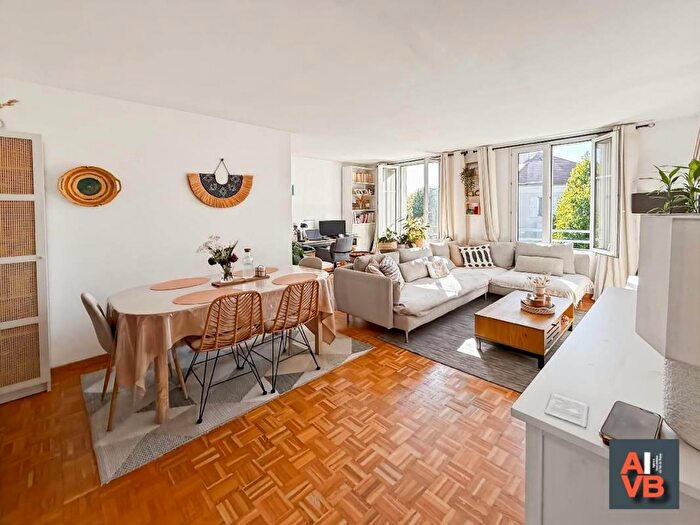 Appartement à vendre - Bussy-Saint-Georges - 3 pièces - 2 chambres