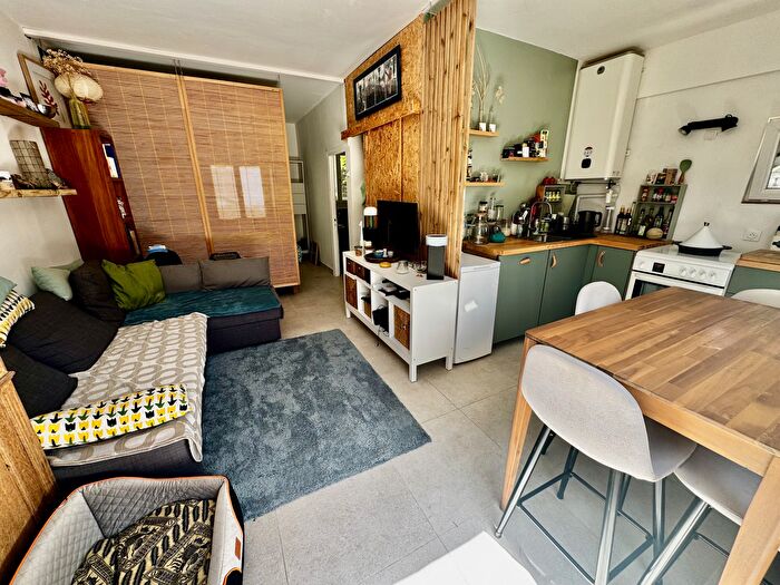 Appartement à vendre - Frontignan - 2 pièces - 2 chambres