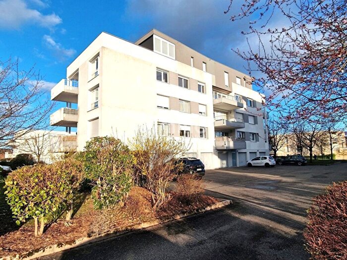Appartement à vendre - Thann - 3 pièces - 2 chambres