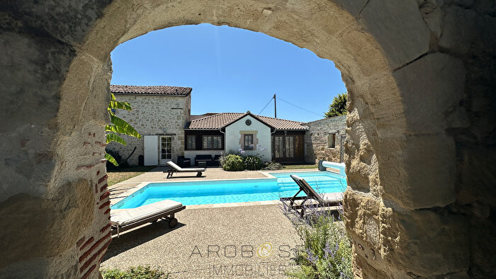 Maison à vendre - Fauillet - 9 pièces - 5 chambres