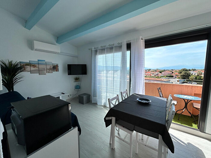 Appartement à louer - Saint-Cyprien, Le Port - 2 pièces - 1 chambre